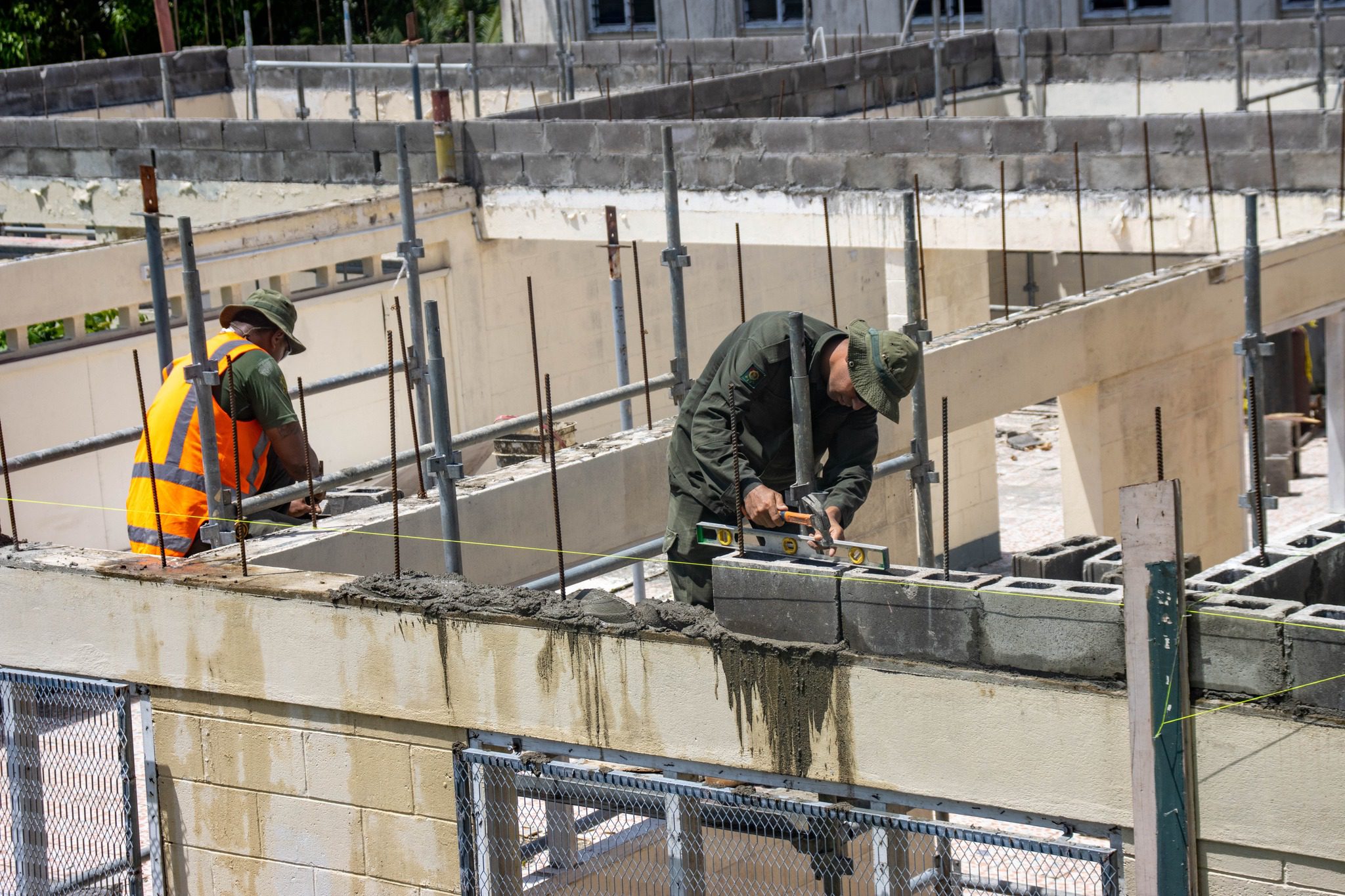 𝗘𝗻𝗴𝗶𝗻𝗲𝗲𝗿𝘀 𝗥𝗲𝘀𝘂𝗺𝗲𝘀 𝗜𝗻𝗳𝗿𝗮𝘀𝘁𝗿𝘂𝗰𝘁𝘂𝗿𝗲 𝗣𝗿𝗼𝗷𝗲𝗰𝘁 𝗮𝘁 𝗤𝘂𝗲𝗲𝗻 𝗘𝗹𝗶𝘇𝗮𝗯𝗲𝘁𝗵 𝗕𝗮𝗿𝗿𝗮𝗰𝗸𝘀 ...